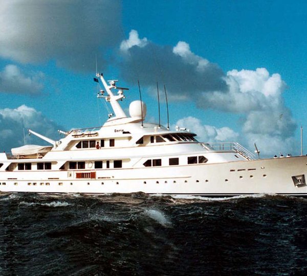 MIRAGE Yacht Charter Details, Feadship | CHARTERWORLD Luxury Superyachts